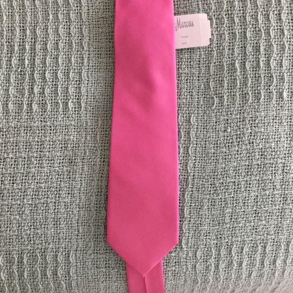 Neiman Marcus | Accessories | Neiman Marcus Pink Tie | Poshmark